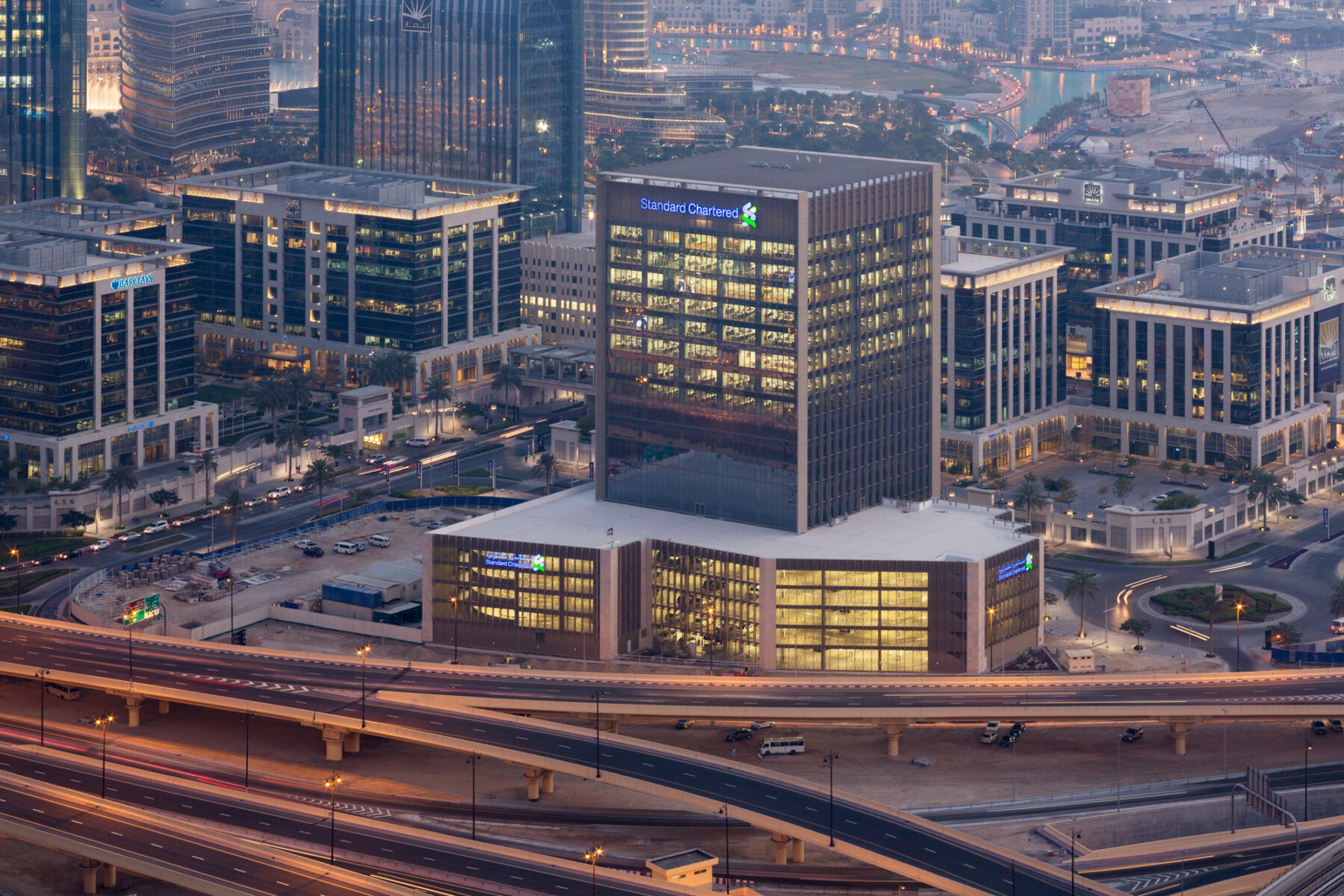 Standard Chartered, Dubai – HG Esch