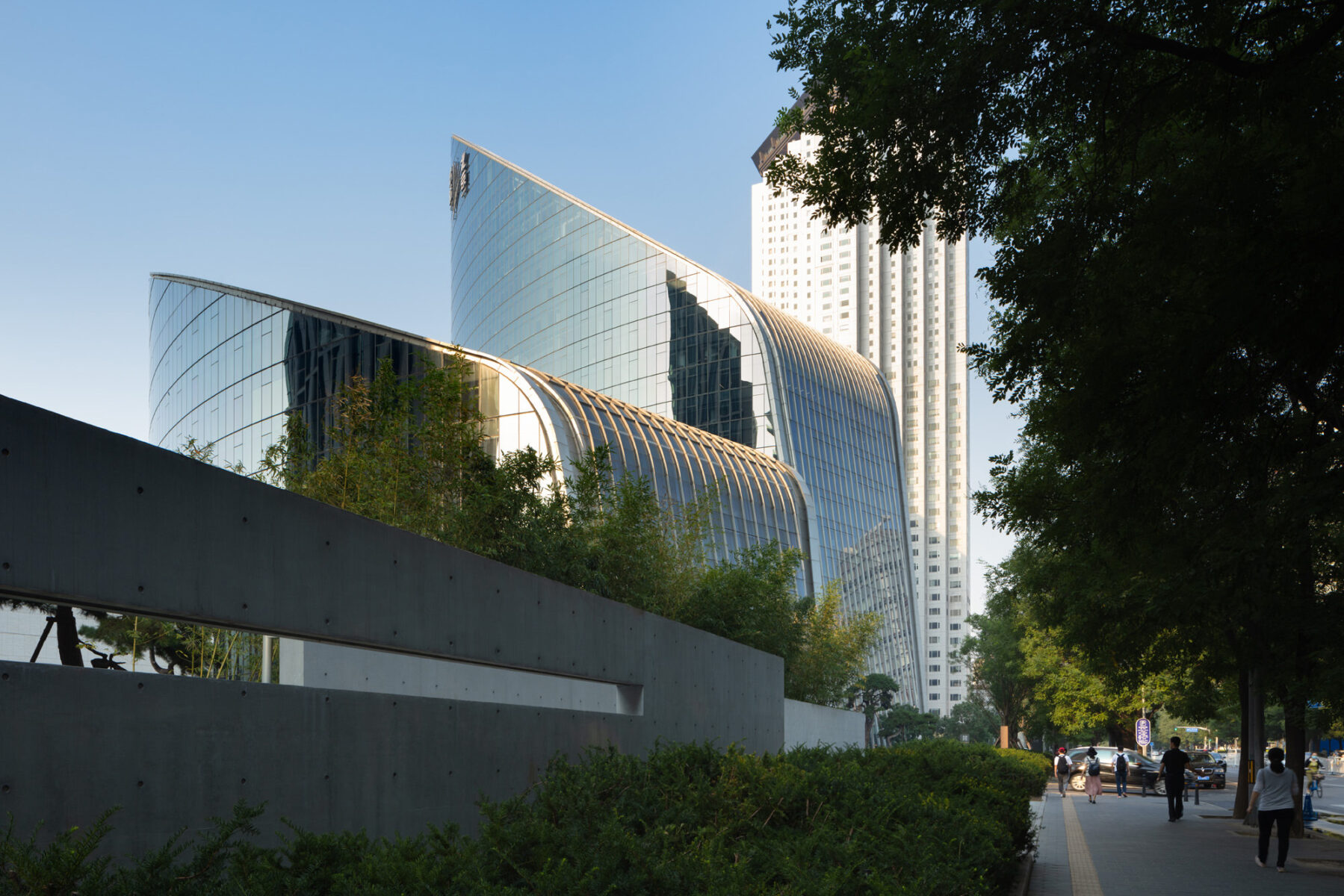 Genesis, Beijing – HG Esch