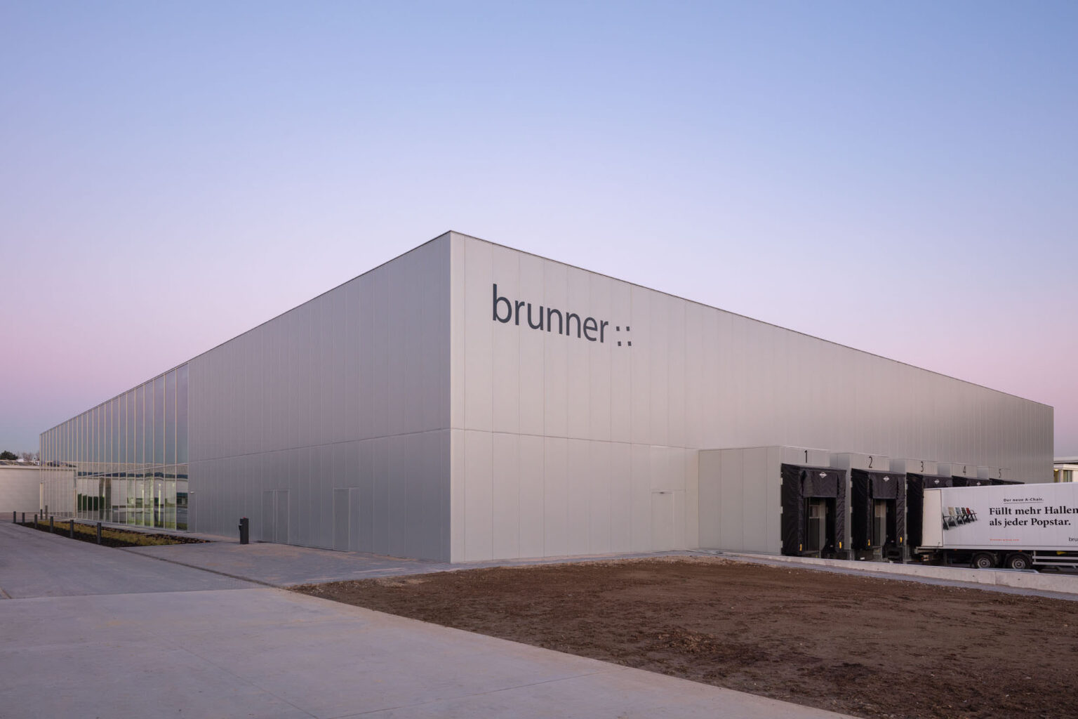 Brunner Innovation Factory, Rheinau – HG Esch
