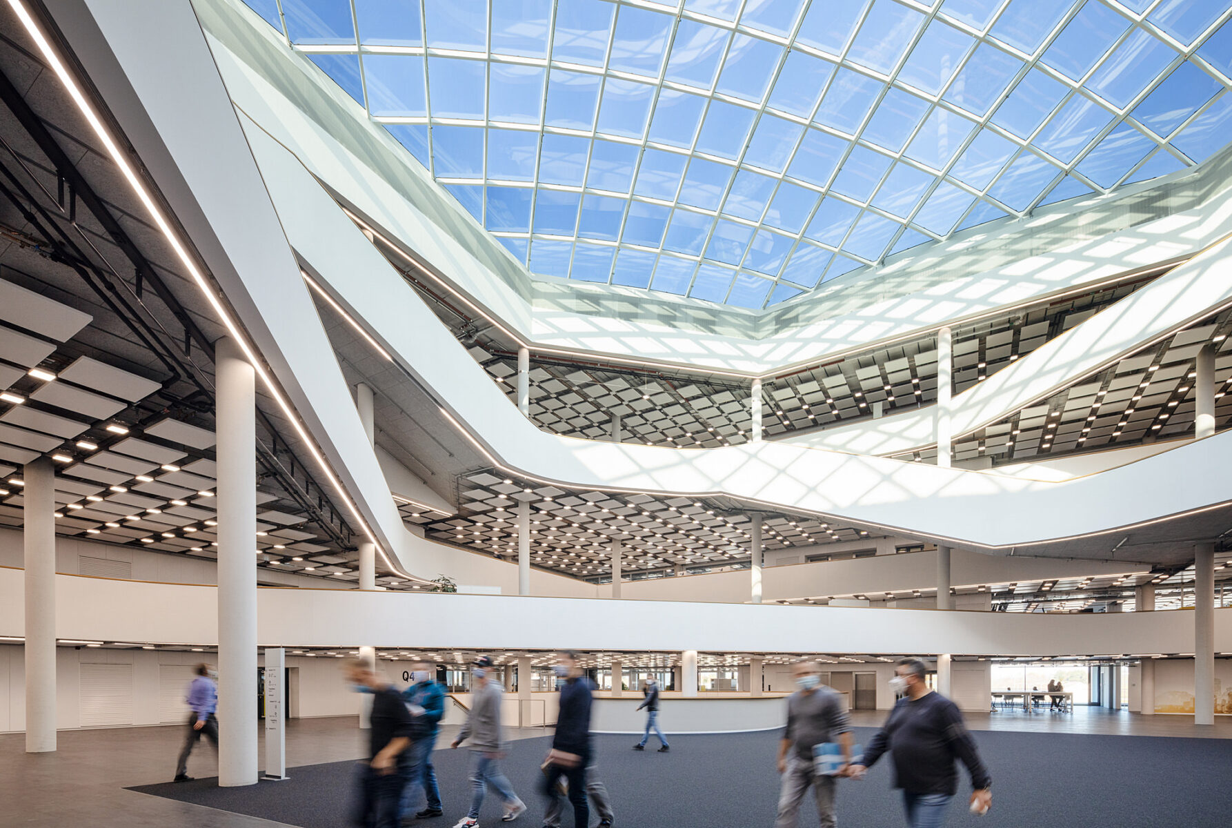 BMW FIZ Future, Munich – HG Esch